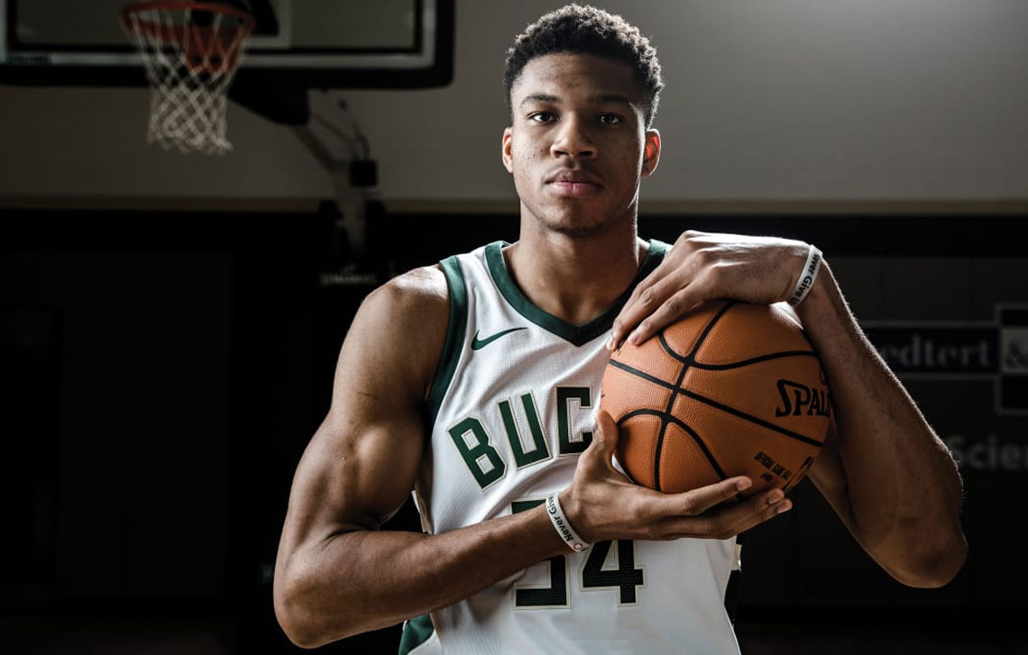 Giannis Antetokounmpo Uma Trajetória De Cinema Na Nba Correio